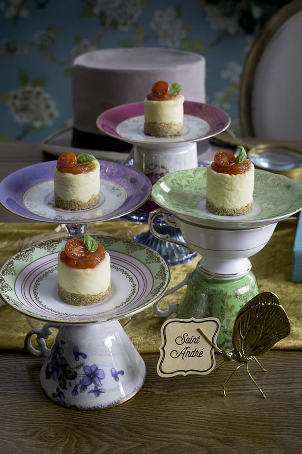 Saint André mini cheesecakes | Cheesebar