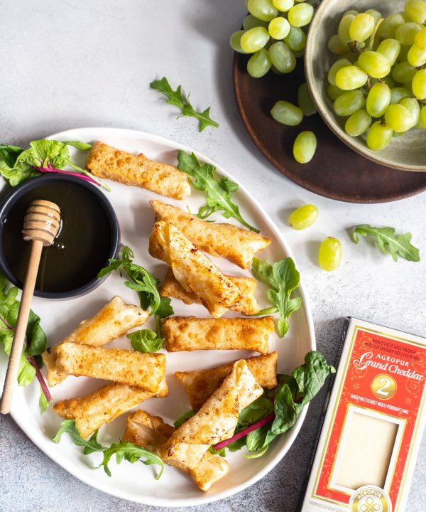 Savoury cheese tower | Cheesebar